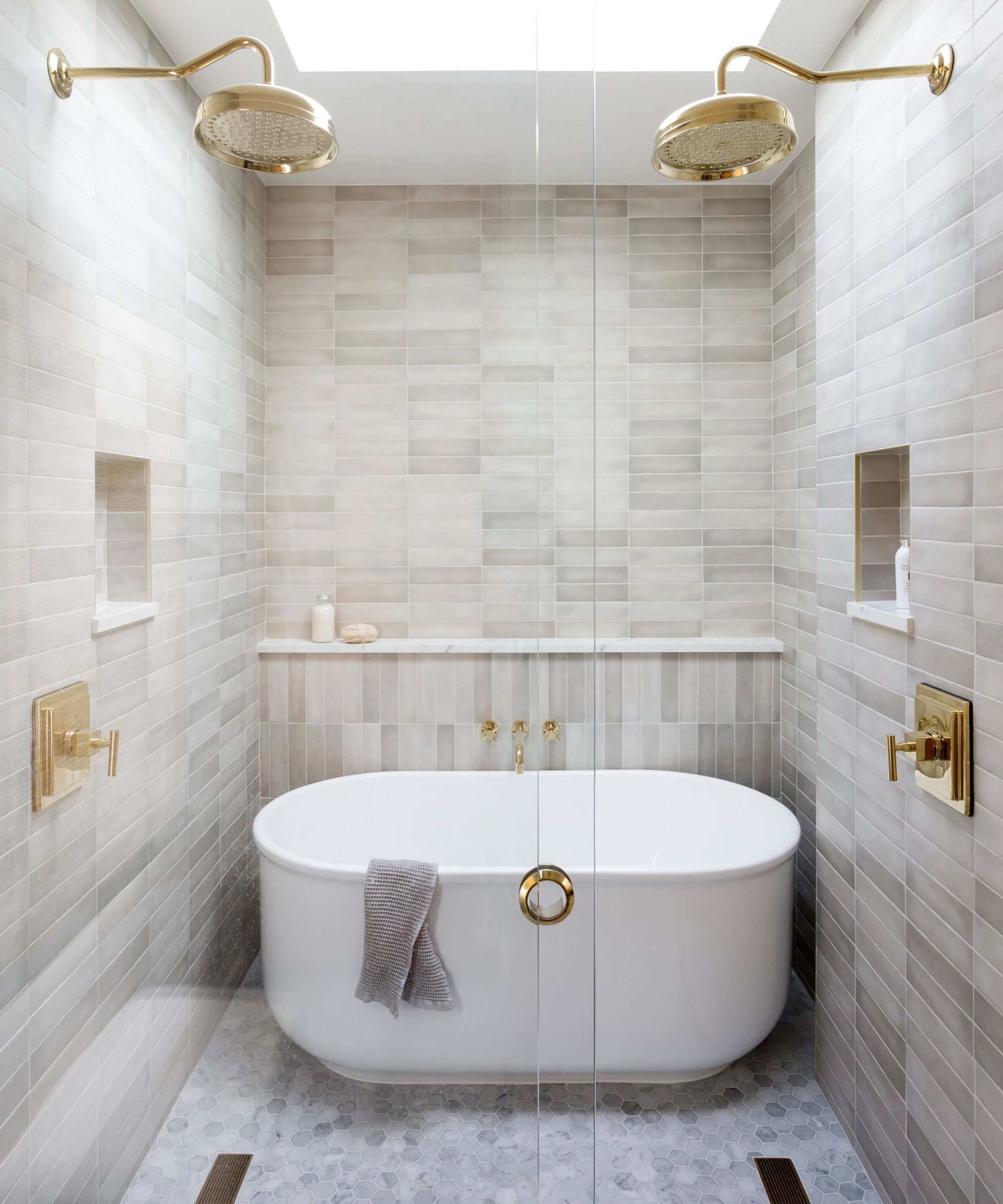 Contemporary California style with a relaxed, lived-in look | Homes and ...