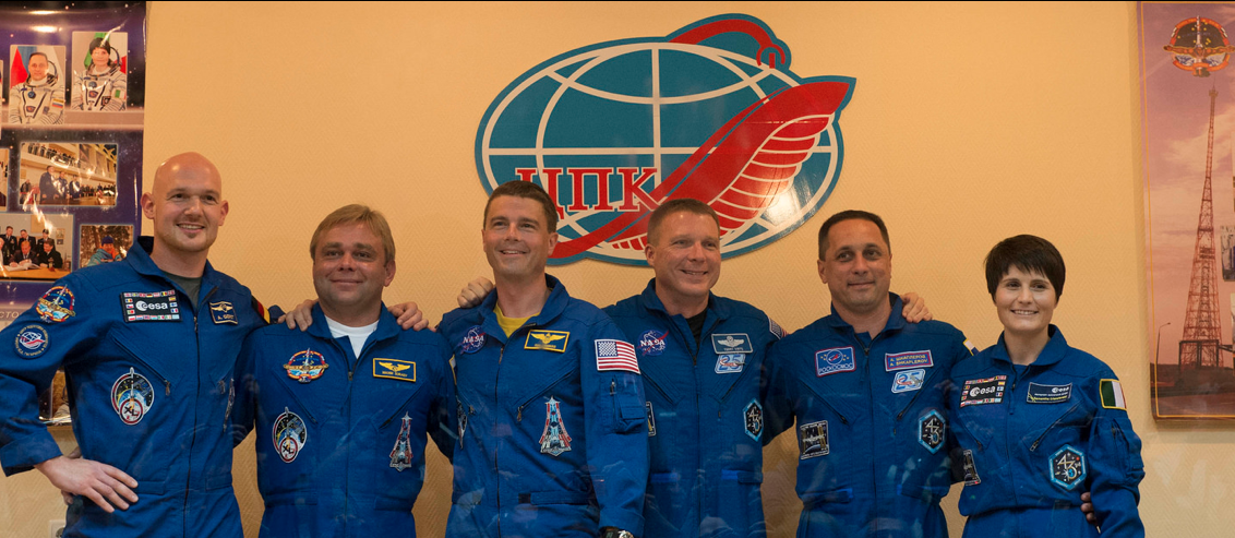 Space Photos: German Astronaut Alexander Gerst's Blue Dot Flight | Space