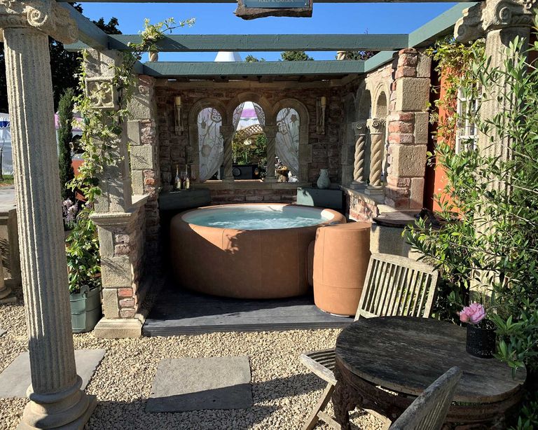 Hot tub privacy ideas: 10 ways to make your garden spa feel more ...