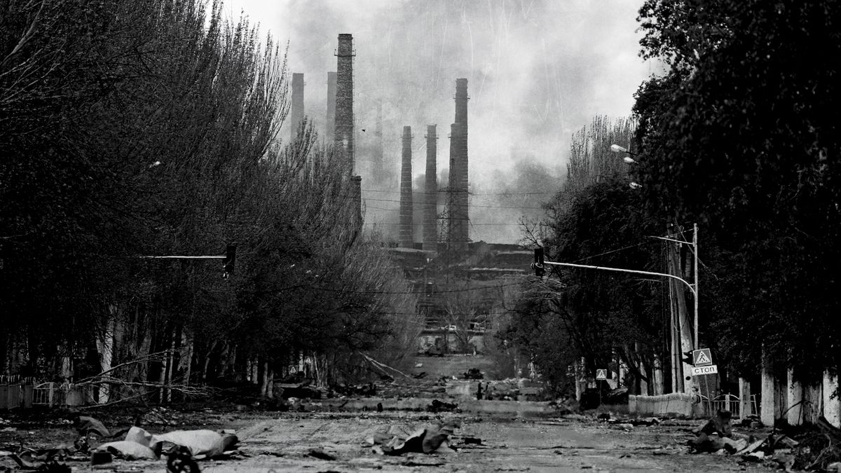 What's happening inside the Azovstal steel plant in Mariupol? | The Week