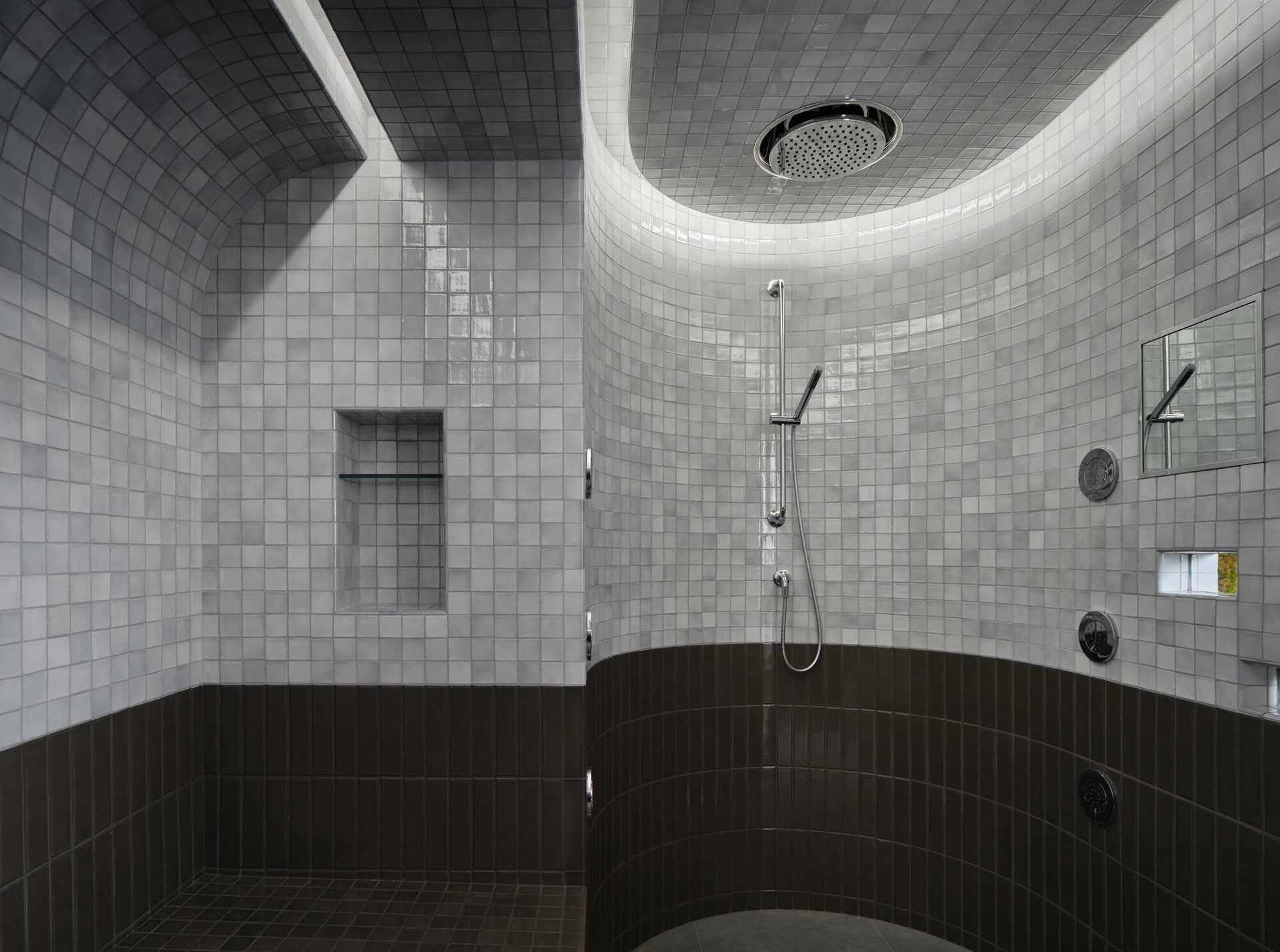 17 Shower Lighting Ideas for an Expensive, Spa-Like Glow | Livingetc