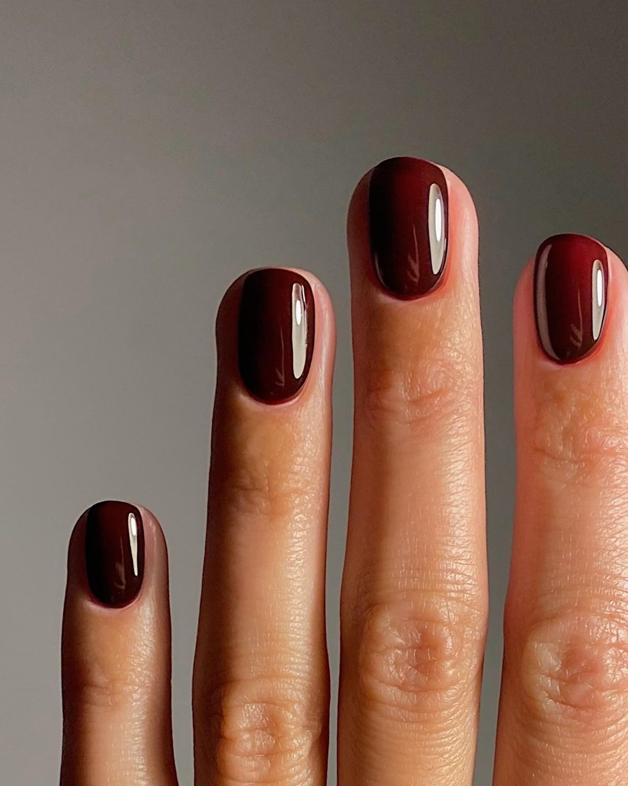 Merlot Nails Are the Anti-Spring Nail Trend You Need to See | Who What Wear