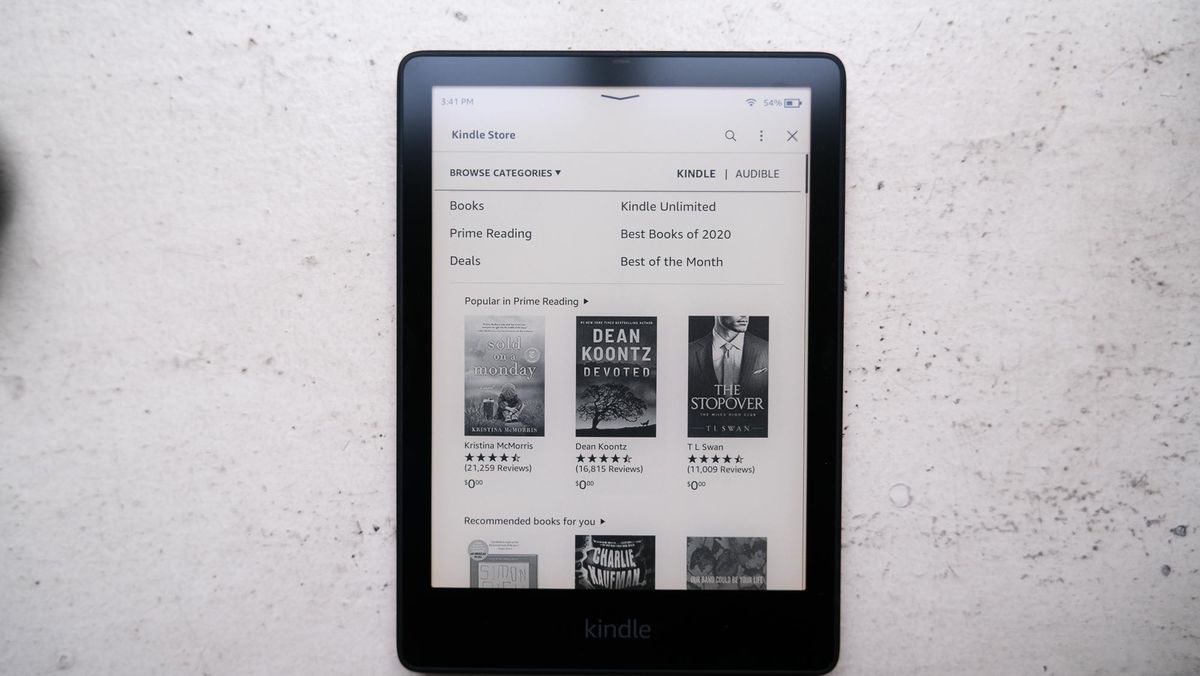 Amazon Kindle Paperwhite Signature Editon review: What does $50 more ...