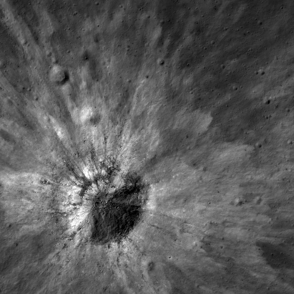 Amazing Moon Photos from NASA's Lunar Reconnaissance Orbiter: Page 2 ...