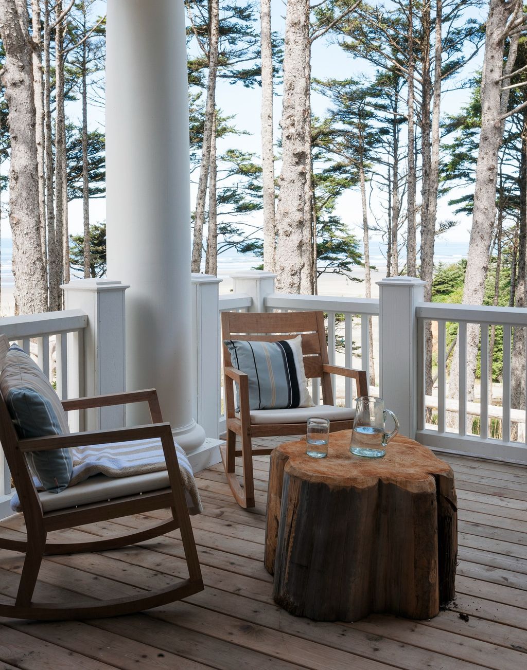 Back porch ideas: 12 inspiring looks for your outdoor space | Homes and ...