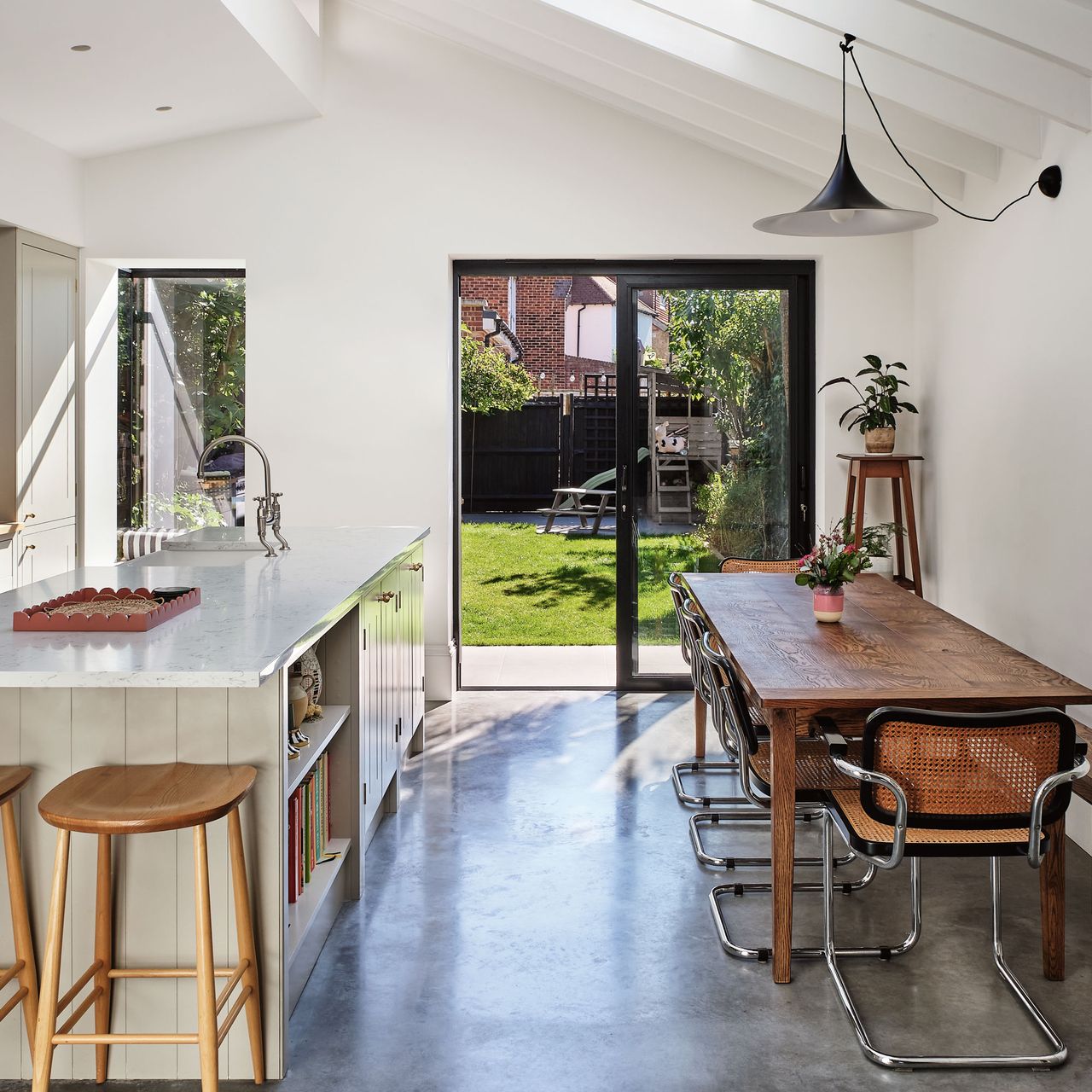 This modern terraced extension is a prime example of how to update a ...