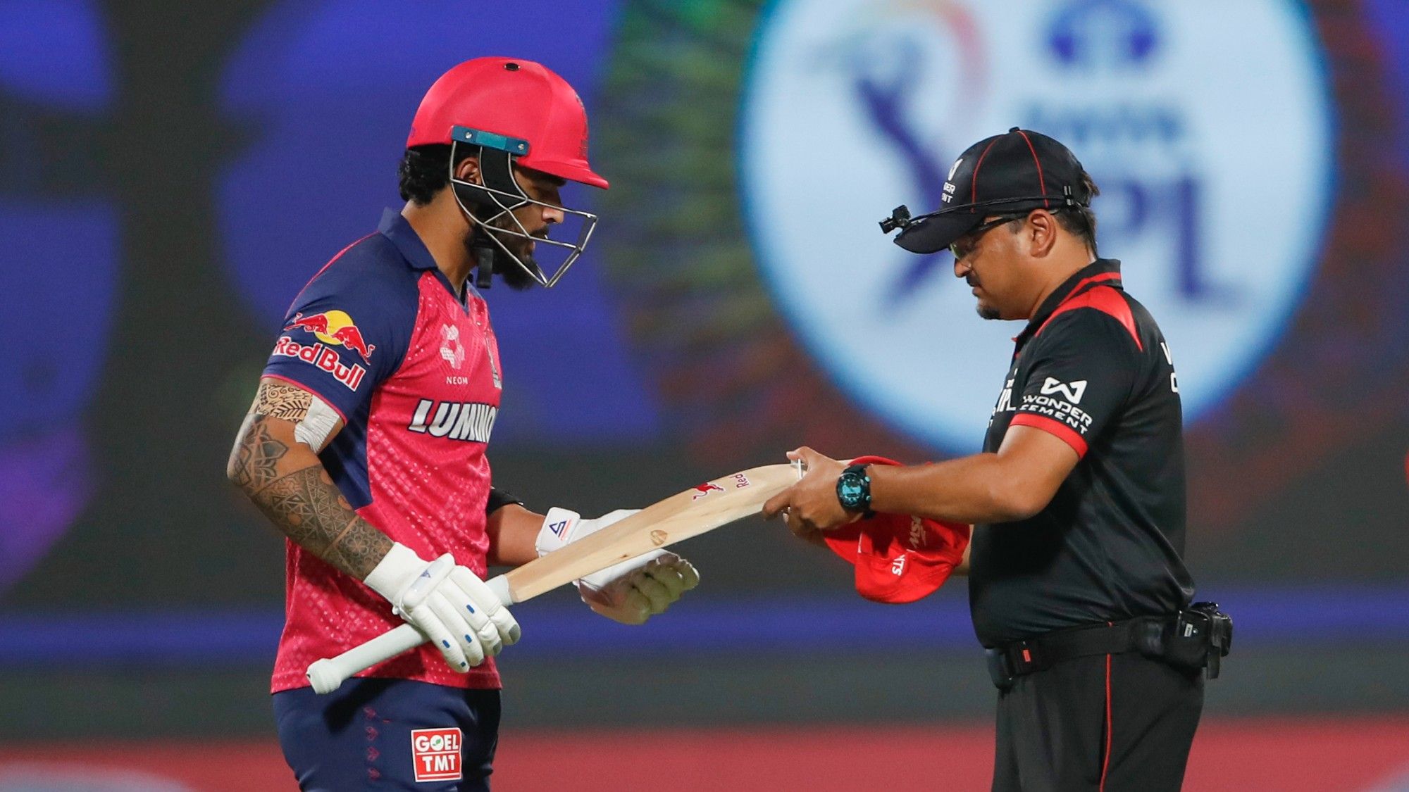 Cricket's crackdown on 'monster' bats | The Week