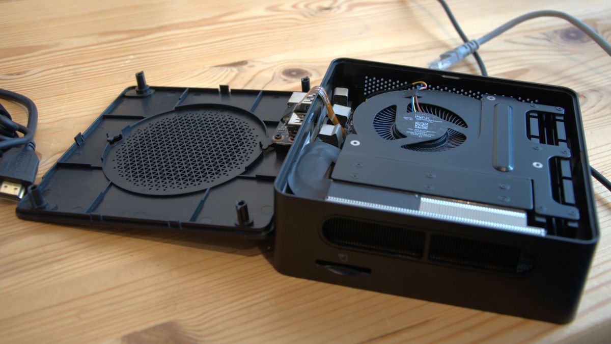 Minisforum UH125 Pro mini PC review | TechRadar