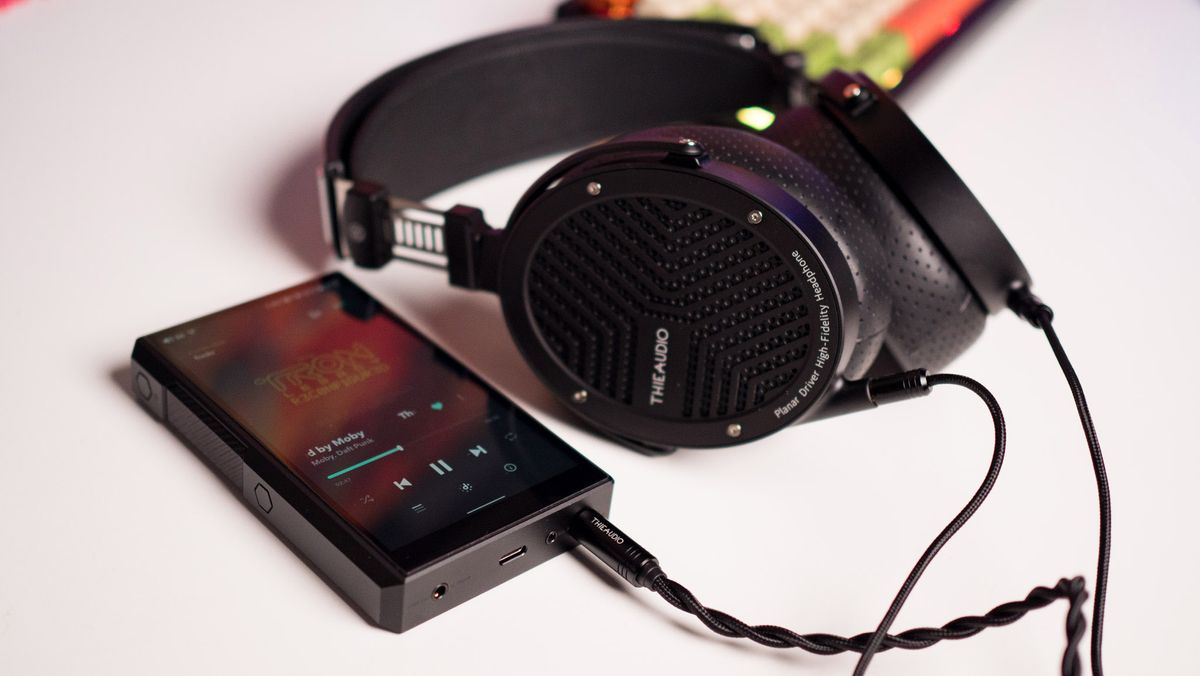 Fiio M11S review: This $499 portable hi-res music player is amazing ...