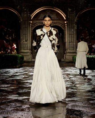 4 Chic Ways to Wear Cow Print in 2024 | Who What Wear