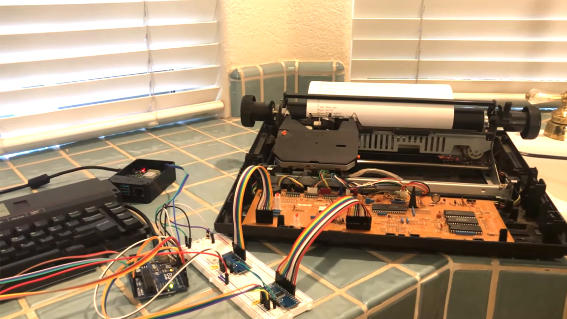 Raspberry Pi Turns Typewriter into Working Linux Terminal | Tom's Hardware