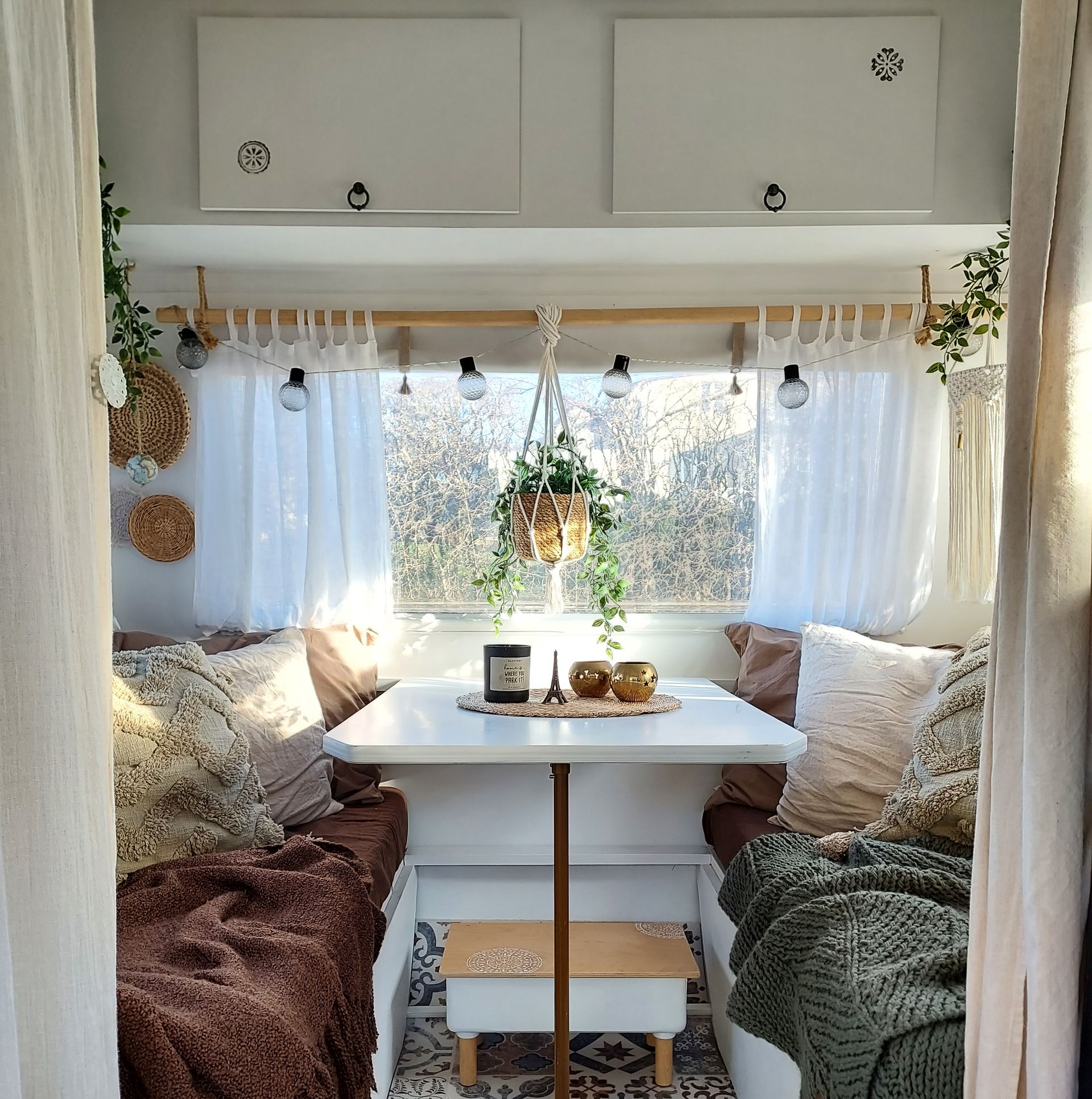 8 genius tiny house storage ideas to steal from tiny homes (and their ...