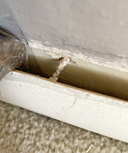 How to remove baseboards: 6 basic steps | Real Homes
