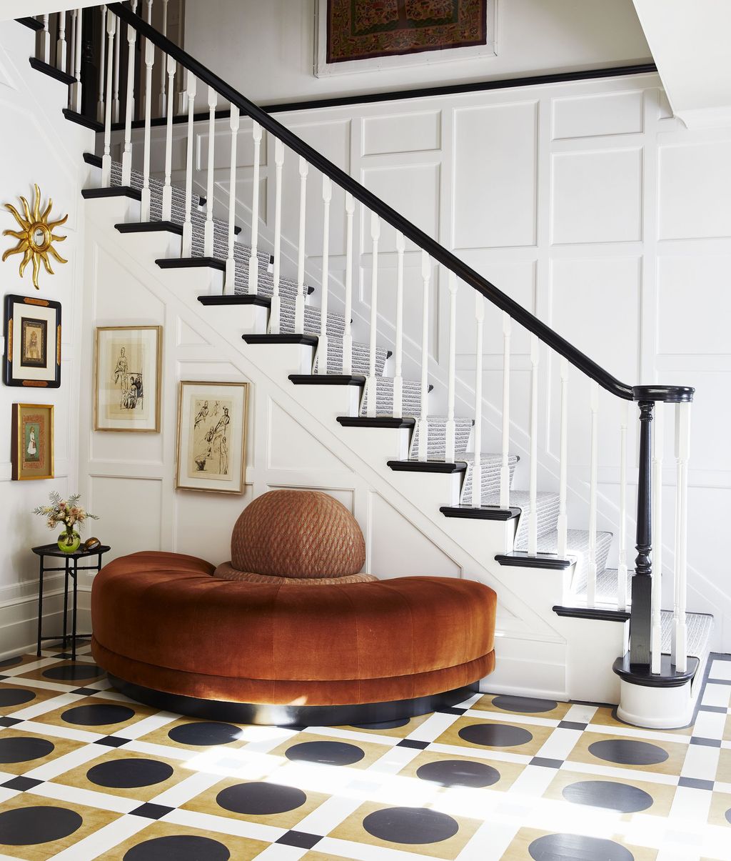 12 Curved Sofa Living Room Ideas — This Style is Staying Put | Livingetc