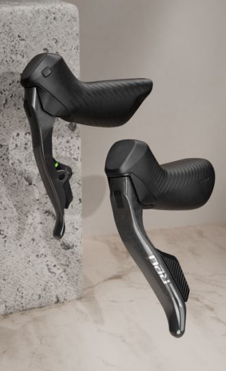New SRAM Red groupset: Lightest-ever, with faster shifting, but there's ...