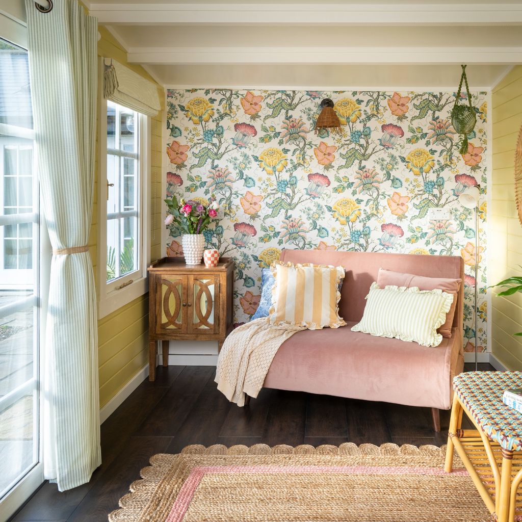 How to measure for eyelet curtains – experts' top tips | Ideal Home