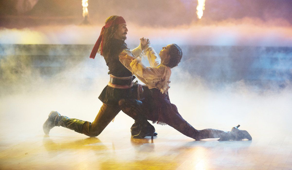 All 14 Dancing With The Stars Season 29 Disney Night Costumes, Ranked ...