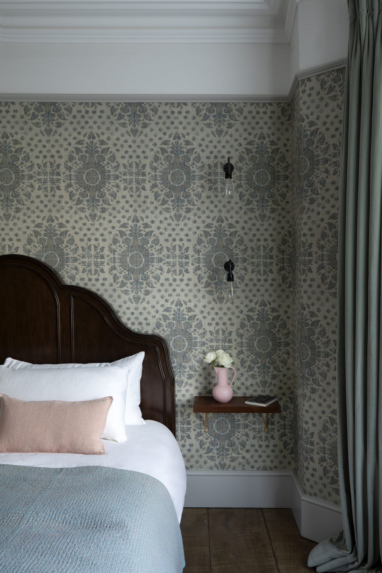 Victorian Home in London: Explore Designer Mark Lewis' Modern Rustic ...