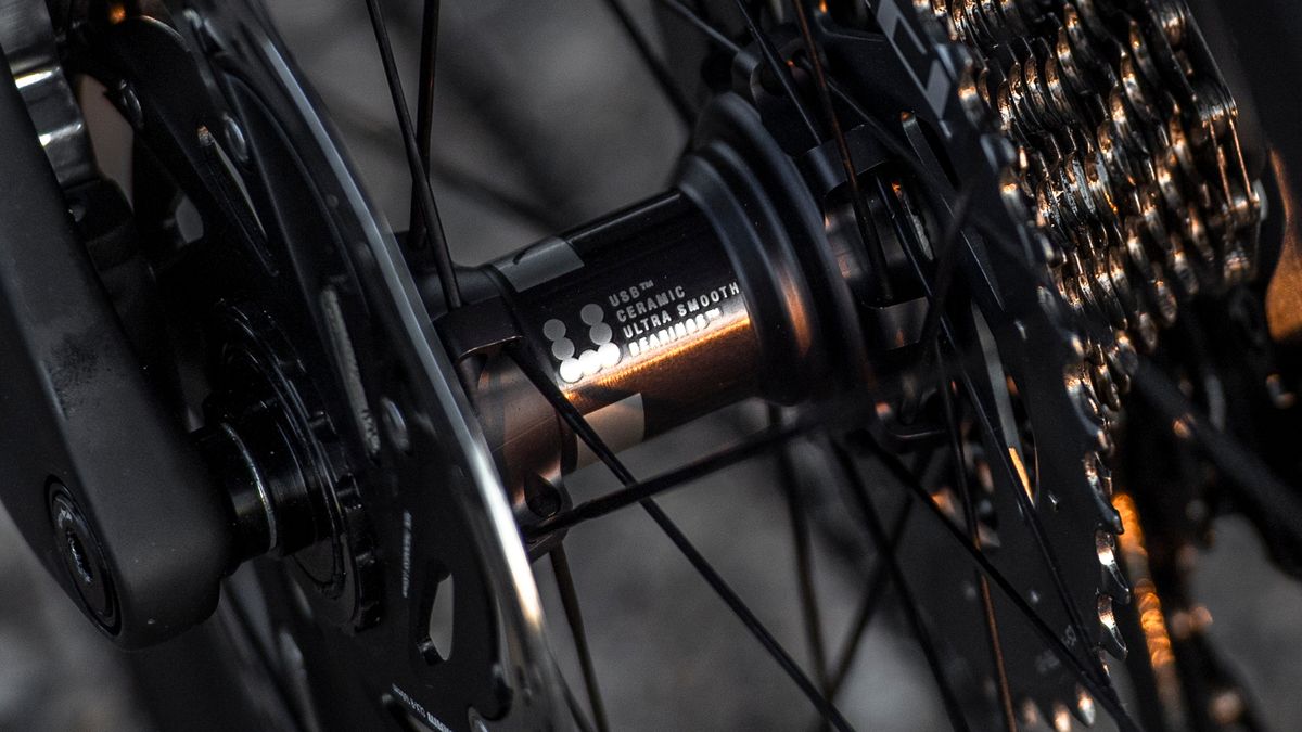 Fulcrum cambia de marca con un nuevo juego de ruedas que son más profundas y livianas en las ...