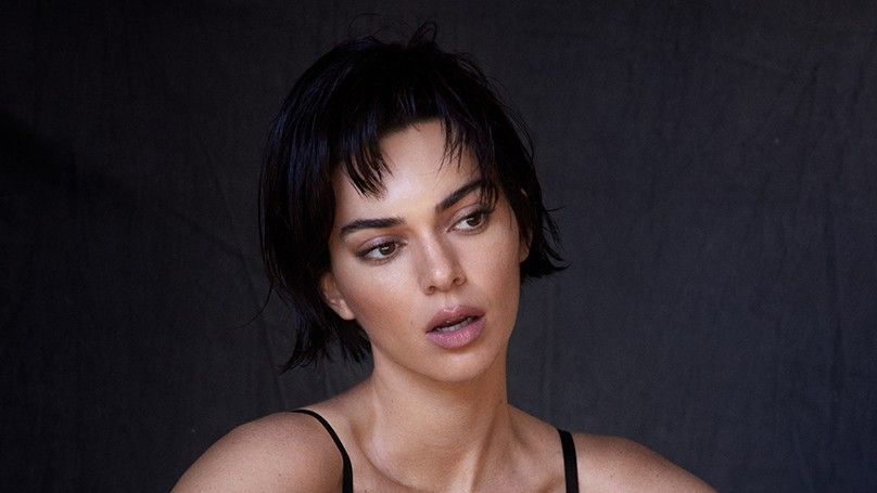 Kendall Jenner Is Bringing Back the Shaggy Pixie Cut—in a Calvin Klein ...