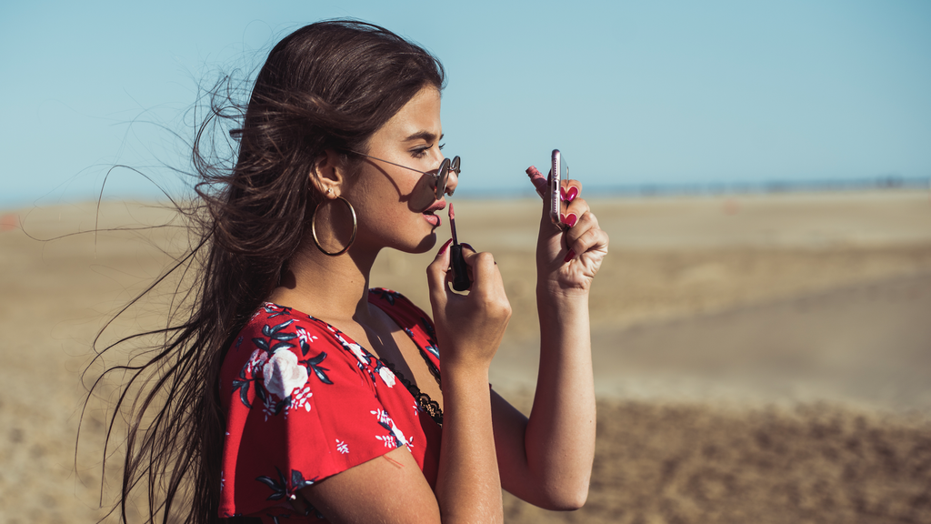 The Best Beach Makeup of 2023, According to Celebrity Makeup Artists ...