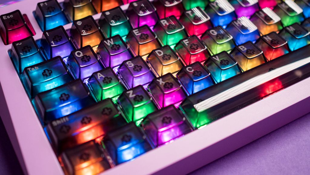 Angry Miao Cyberboard R4 review: This Cybertruck-inspired keyboard ...