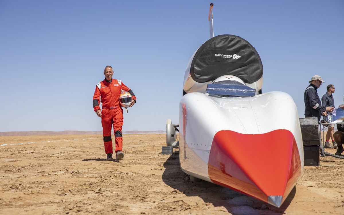 In Photos: 'Bloodhound' Car Has a Jet Engine. And It Could Break the ...