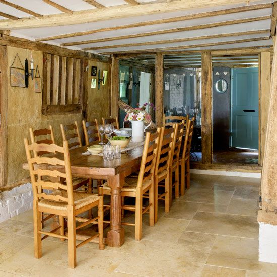 Step inside this beautiful Kent farmhouse | Ideal Home