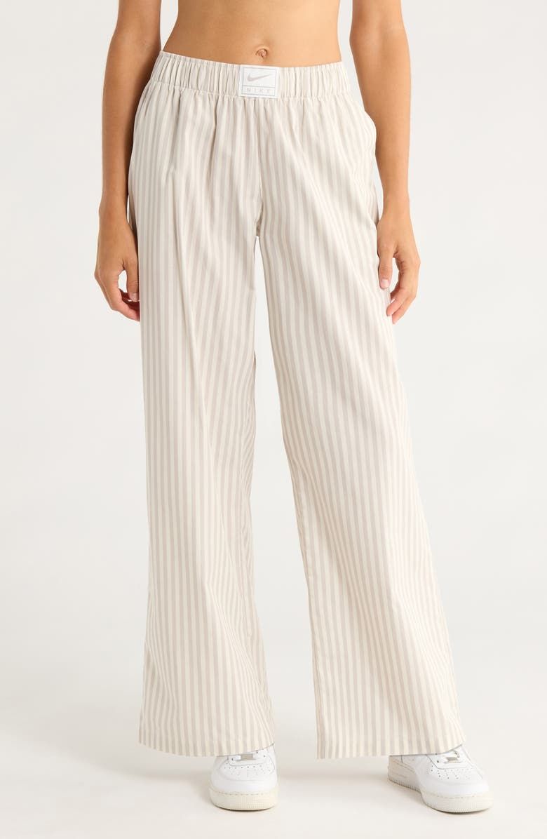 Nicole Richie's Pinstripe Pants Are a Masterclass in Style | Who What Wear