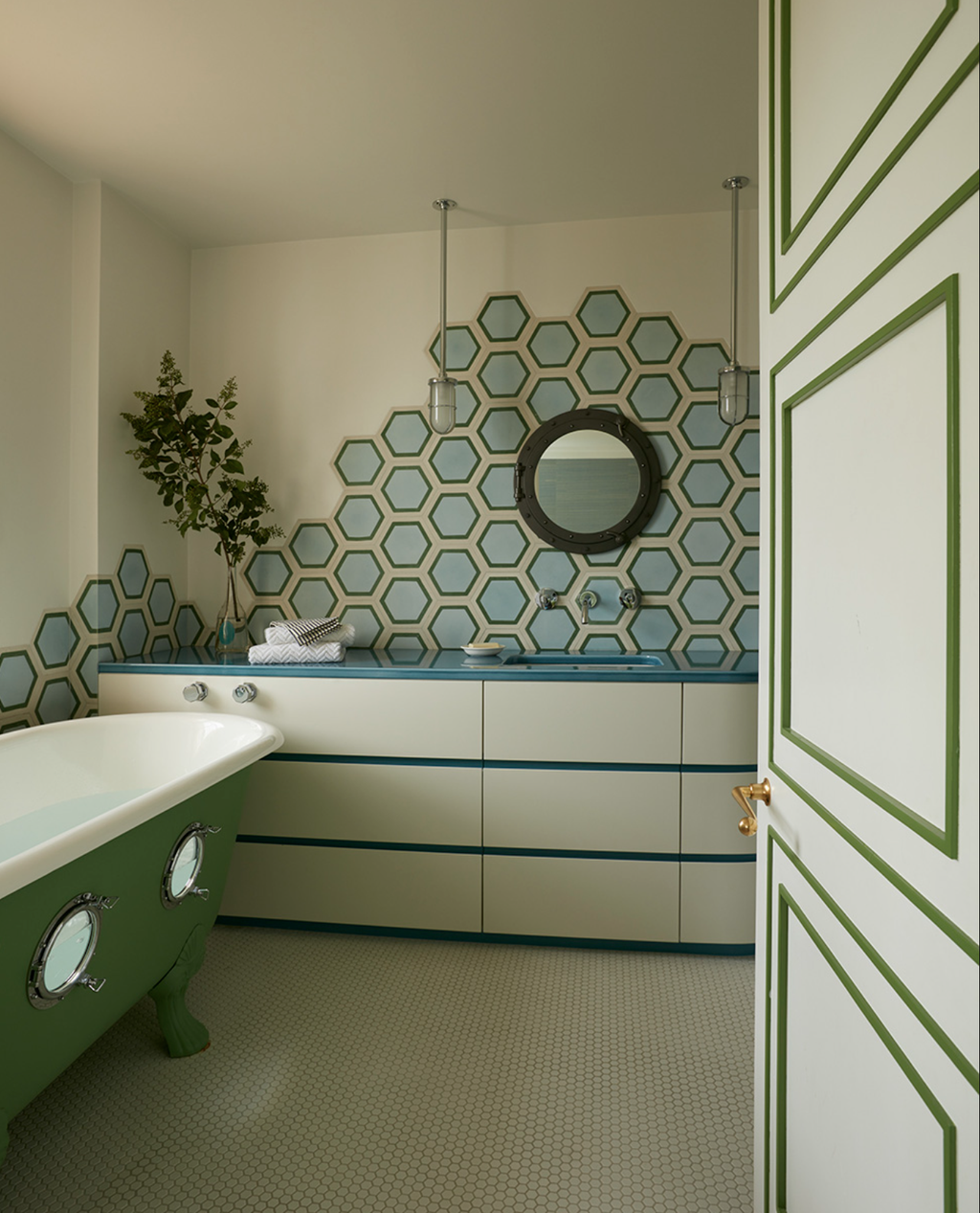 Maddux Creative's 5 things to know when designing a bathroom | Livingetc