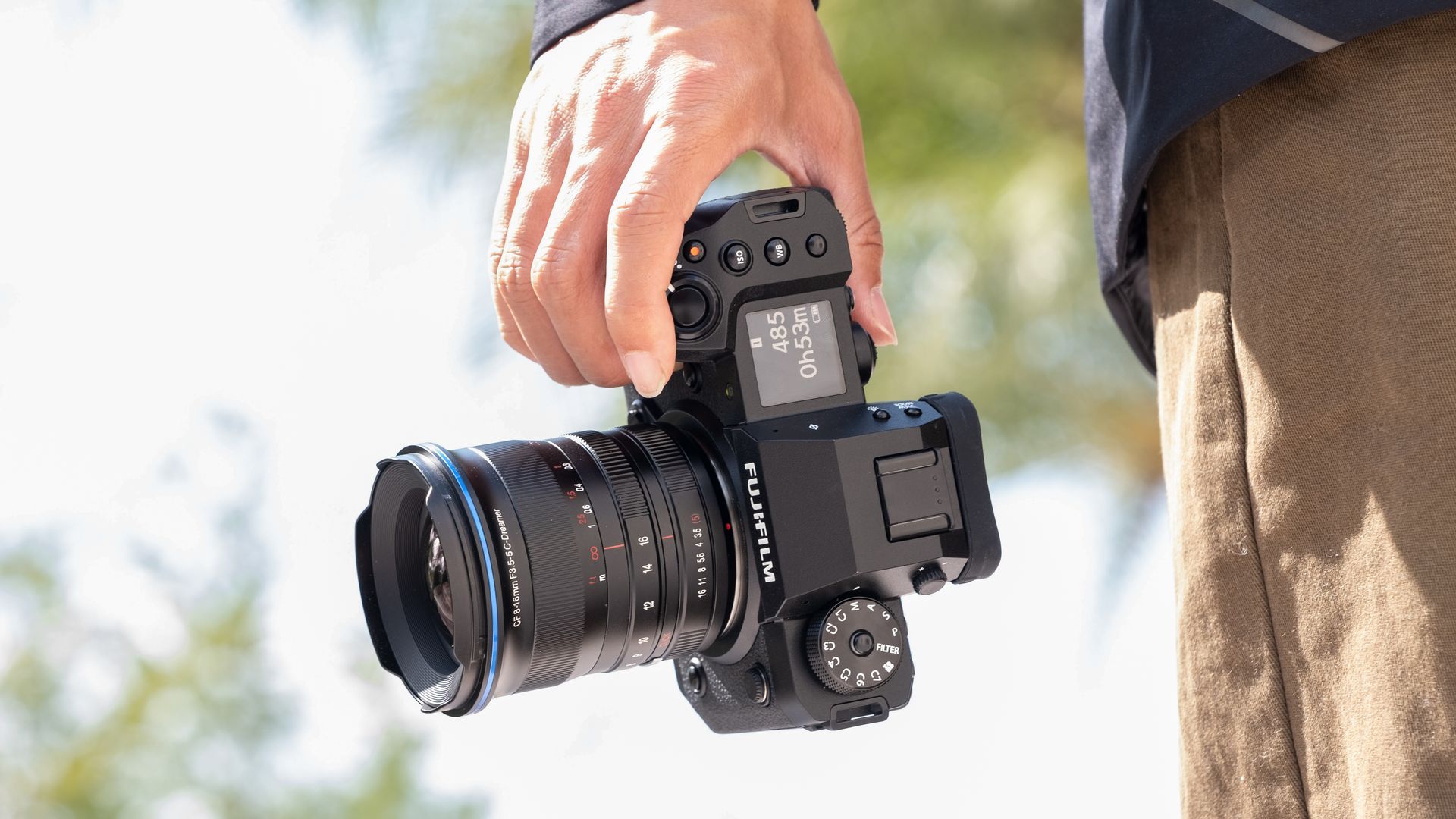 Laowa launches exciting new super-wide angle lens for APS-C mirrorless ...