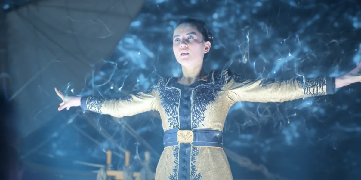 Shadow And Bone: 7 Major Differences Between The Book And The Netflix ...