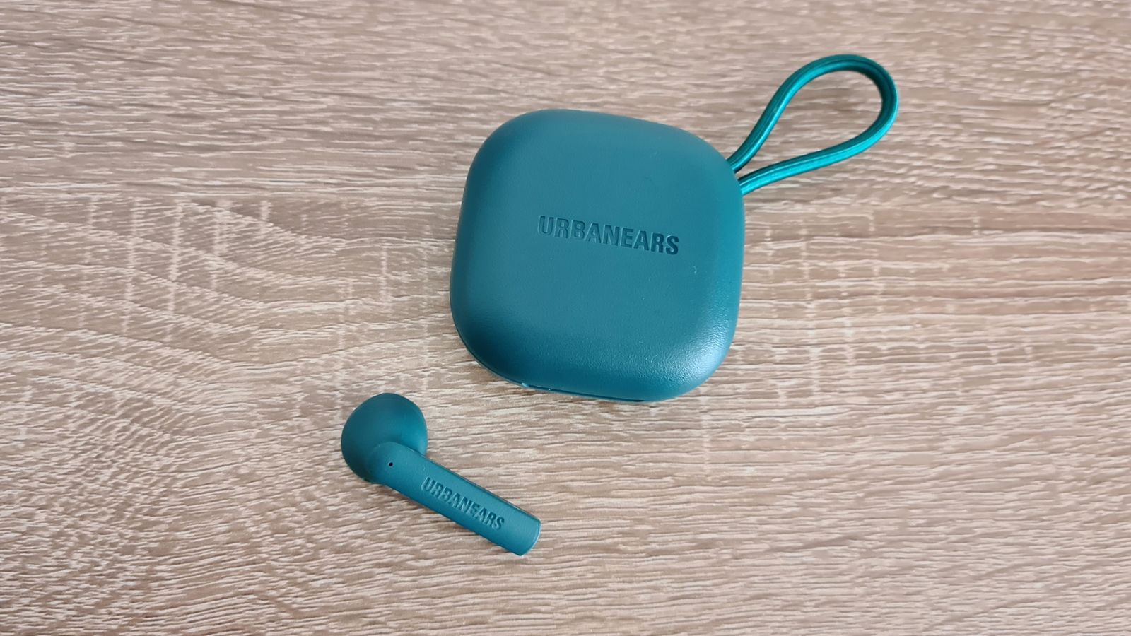 Urbanears Luma review: cool and functional | T3