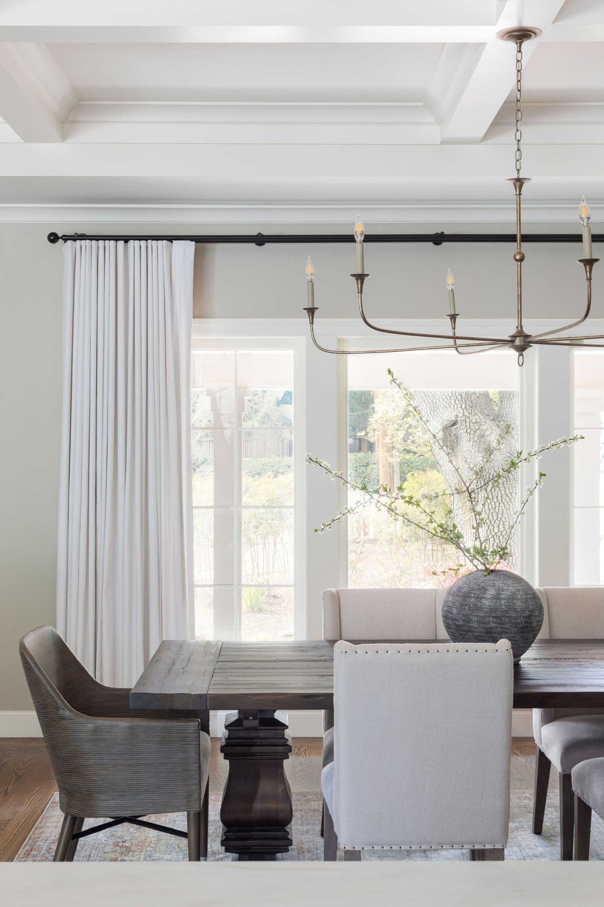 6 tricks to make your windows look bigger from interior designers ...
