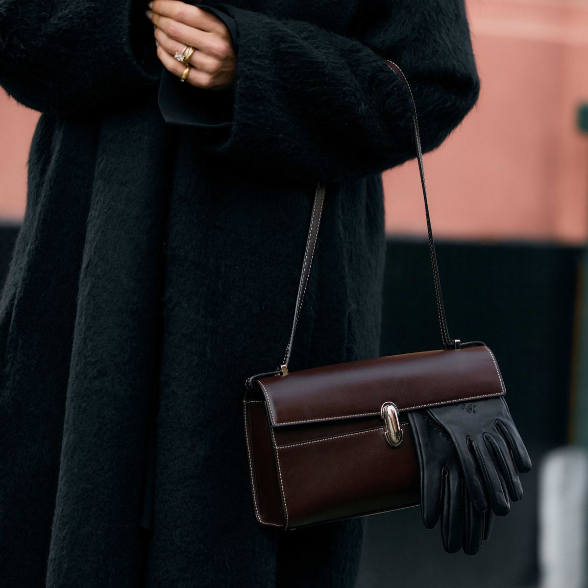 Savette's Symmetry Handbag Is a Favourite of Chic Dressers | Who What Wear