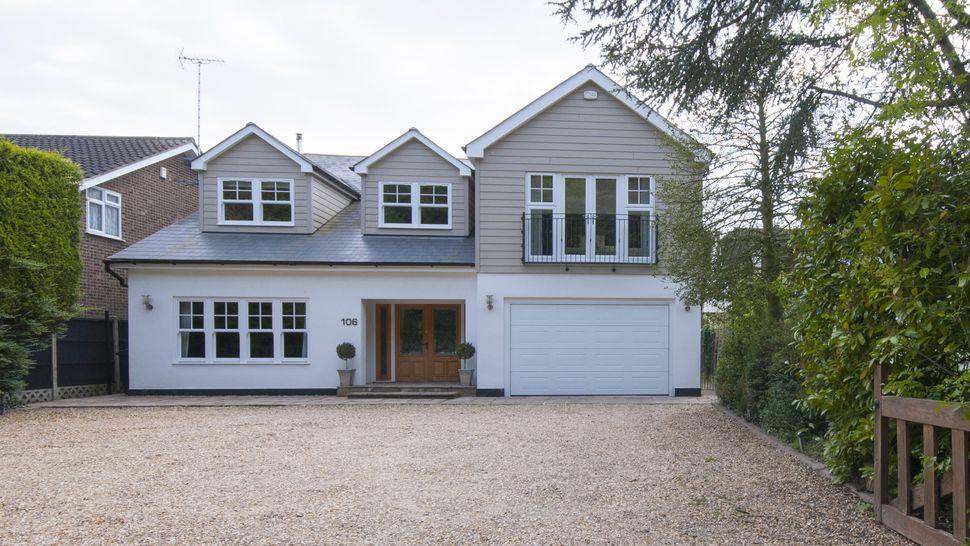 Best Driveway Material: Types, Pros, Cons and More | Homebuilding