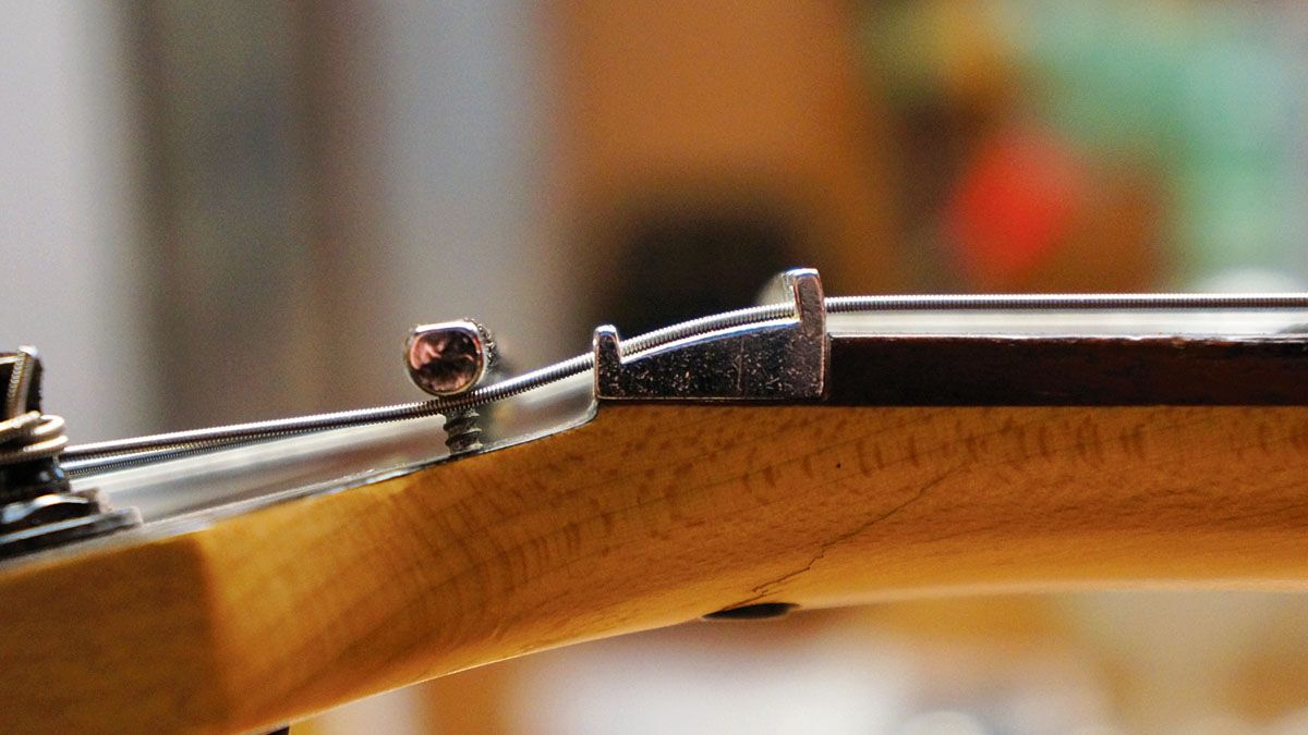 How to set your Floyd Rose's locking nut height | Guitar World