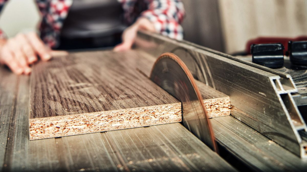 Let the experts help you choose what type of power saw you are going to ...