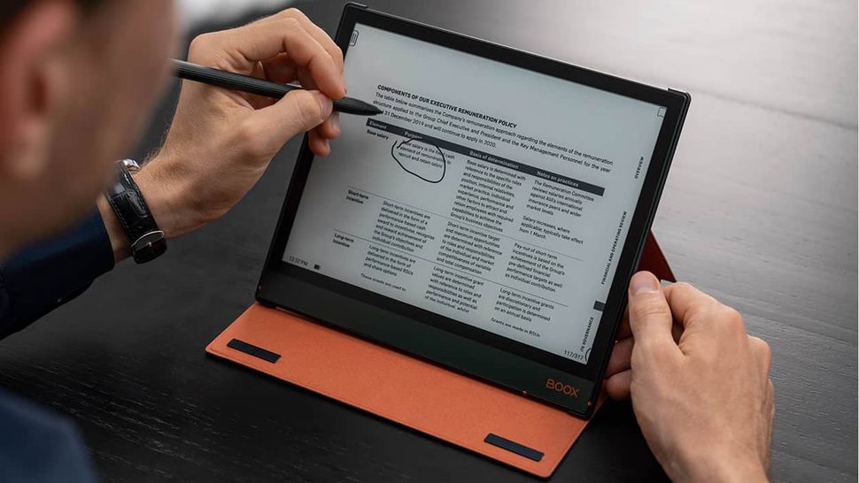 Amazon Kindle Scribe vs. Onyx Boox Note Air 2 Plus: Which e-ink tablet ...