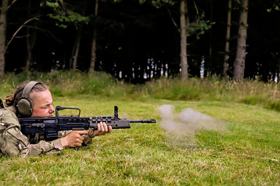 What takes over 71,922 shots but only 500 bullets? Catching a bullet ...