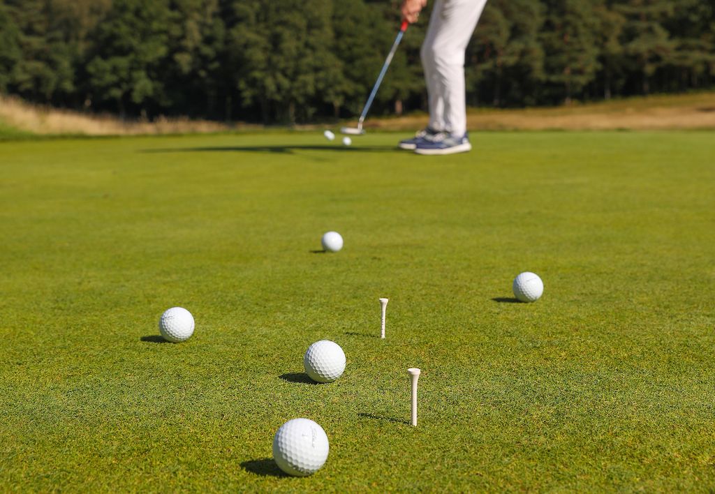 Golf putting tips and drills demonstrated by experts | Golf Monthly
