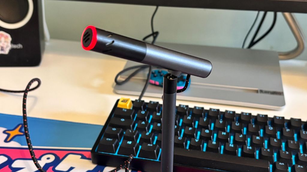 JBL Quantum Stream Talk review: a compact, budget-friendly gaming mic ...