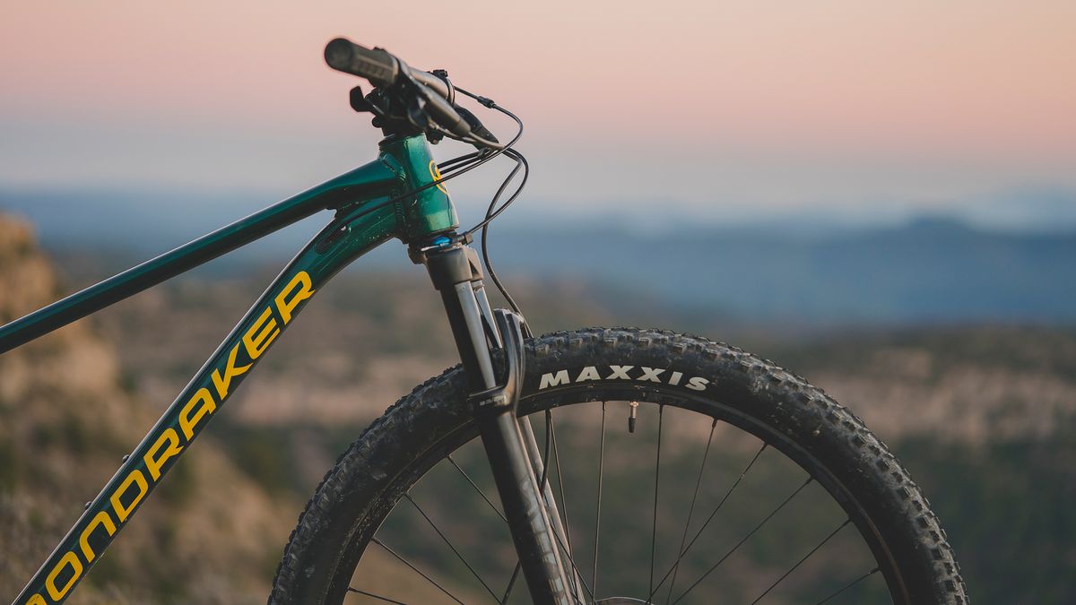 Mondraker adds to its 2023 MTB lineup with new downcountry focused ...