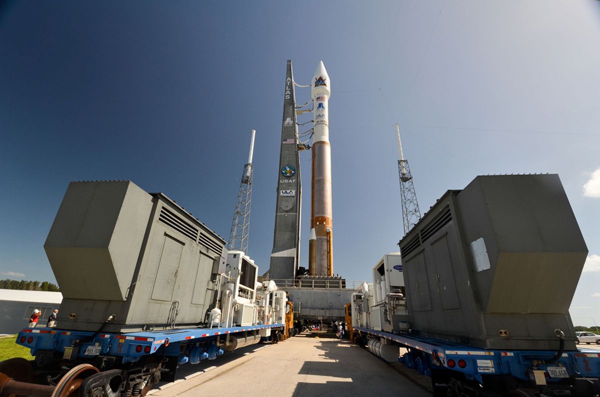 Secret US Spy Satellite NROL-38 Launches (Pictures) | Space