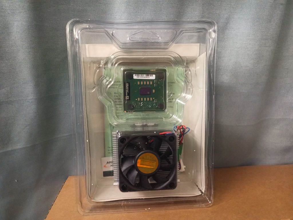 Sealed AMD Athlon XP 2000+ CPU stands the test of time — 22-year-old ...