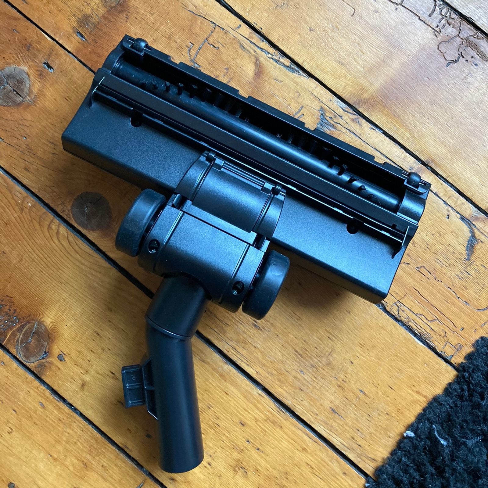 Henry Xtra HVX200-11 review | Real Homes