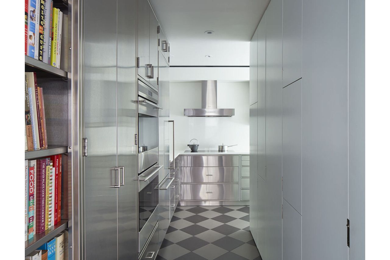 Stainless steel kitchens are the new luxe trend to try | Livingetc