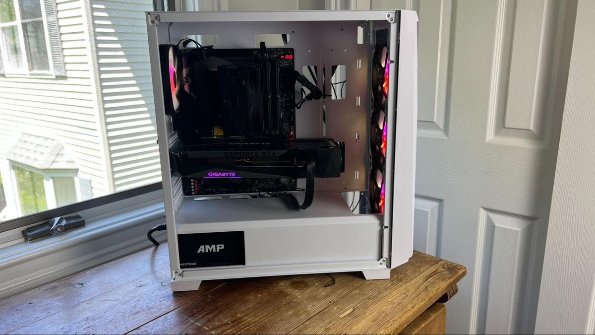 Gigabyte C301 Review: Solid, but No Stand-Out | Tom's Hardware