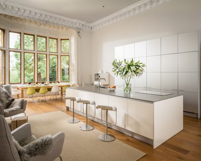 Explore A Grade-II Listed Manor House With A Modern Interior