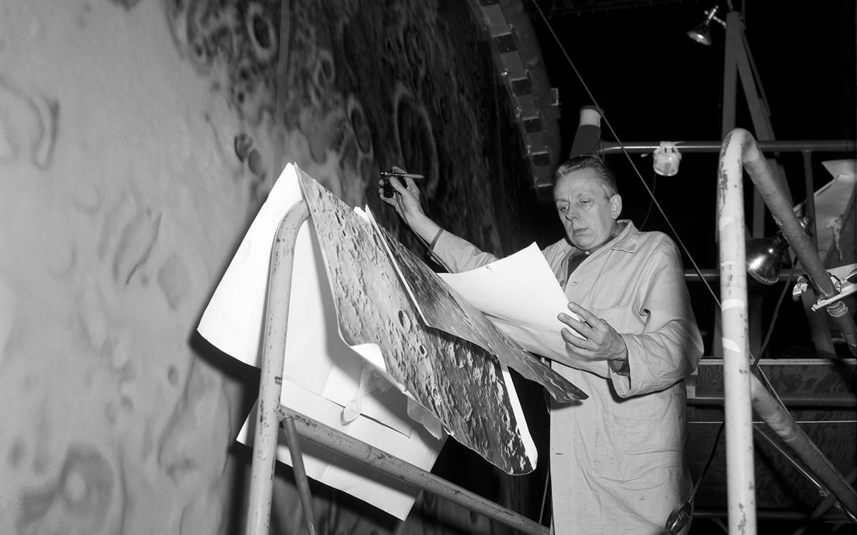 Building Apollo (Photos) | Space